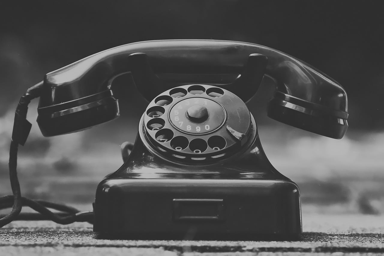 The Hell Phone Ritual Game: How To Play It